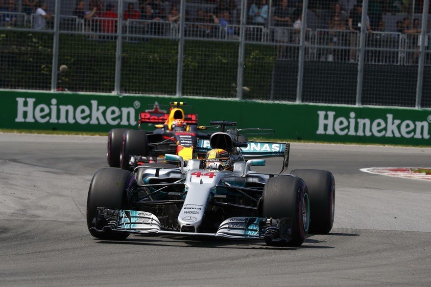 Data helps Lewis Hamilton know when is best to overtake - How data ...
